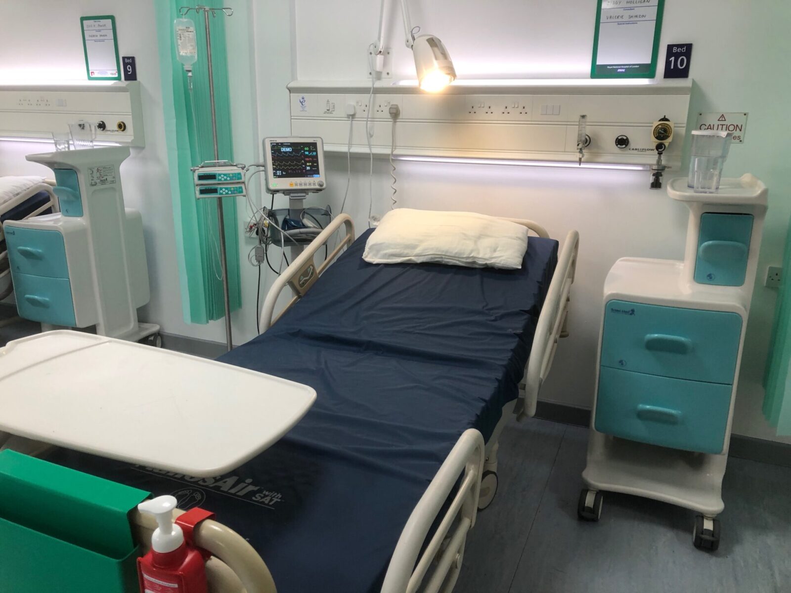 Hospital Beds, Trolleys & Furniture - Mediscene